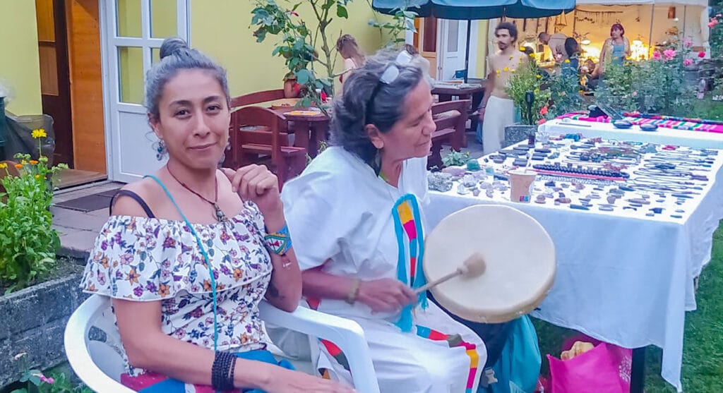 Presenting Abuela Mary Carmen and María Teresa - One Planet One People